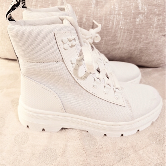 Dr. Martens | Shoes | Dr Doc Martens Combs W Combat Boots | Poshmark